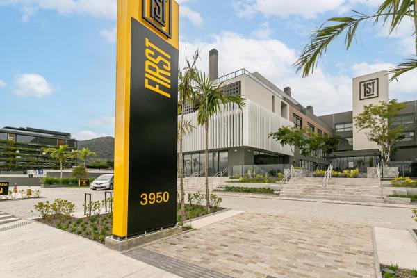 First Residencial Multifuncional By Viva - Conforto E Fácil Acesso àS Melhores Praias De Floripa - Florianópolis