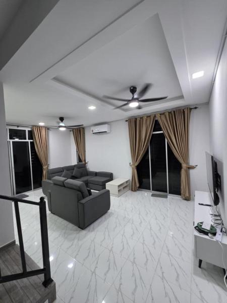 Desa Impian Family Homestay - Tanah Merah