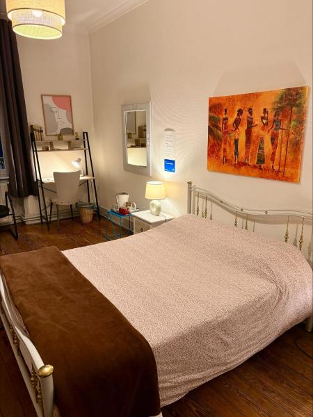 Vaste Chambre Familiale - Bourg-en-Bresse