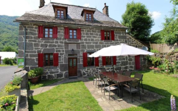 Le Relais De Lustrande - Cantal