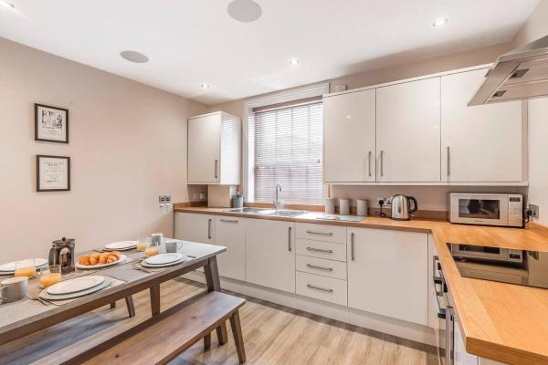 Great Gate House View - Within York Walls - York