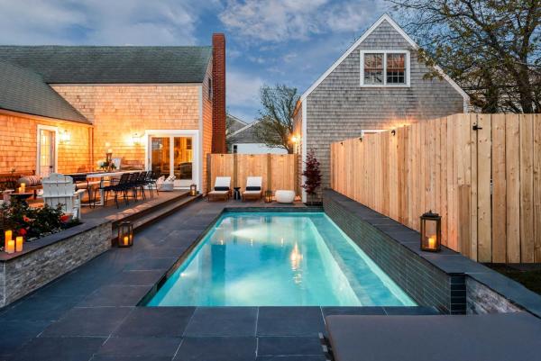 Beautiful Historic Home Heated Pool & Hot Tub - Nantucket, MA