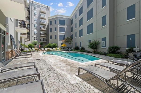 Modern Luxury Condo In Downtown Raleigh - Raleigh, NC