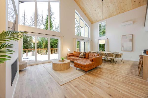 La Madeleine - Comfort & Elegance In The Forest - Spa & Office - Quebec
