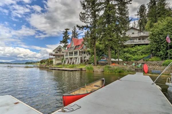 Huvila Haven Lake Front Home With Dock And Hot Tub - Liberty Lake, WA