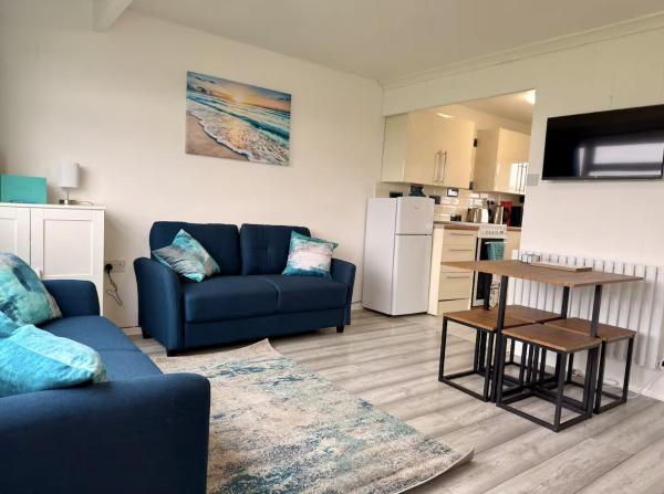 Pet Friendly Chalet Nr Beach With Free Swimming - Winterton-on-Sea