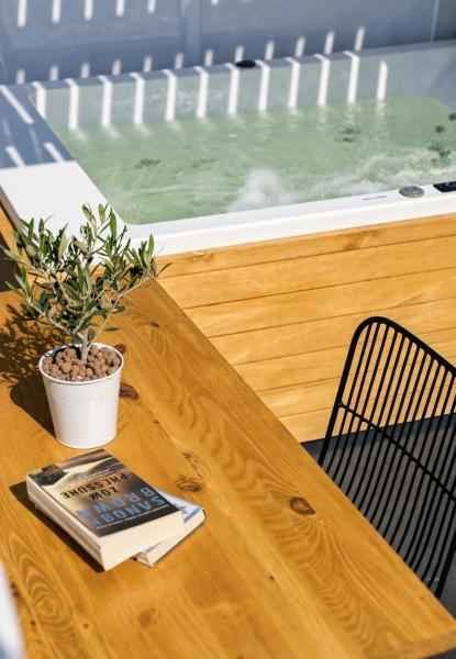 Dome Suite,hot Tub,sea View In Firostefani! - Santorin