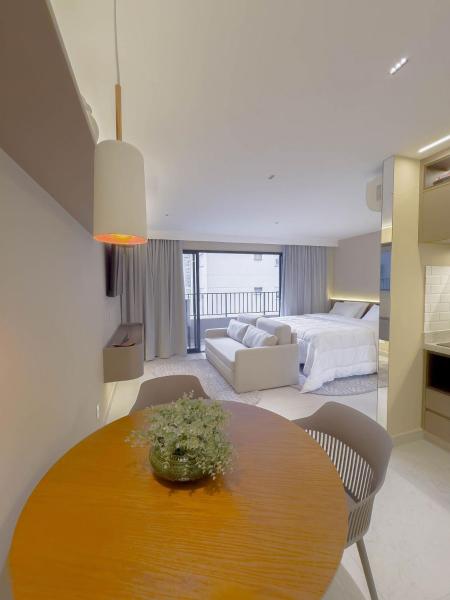 Estúdio Alto Padrão Com Cama King E Garagem - Goiânia