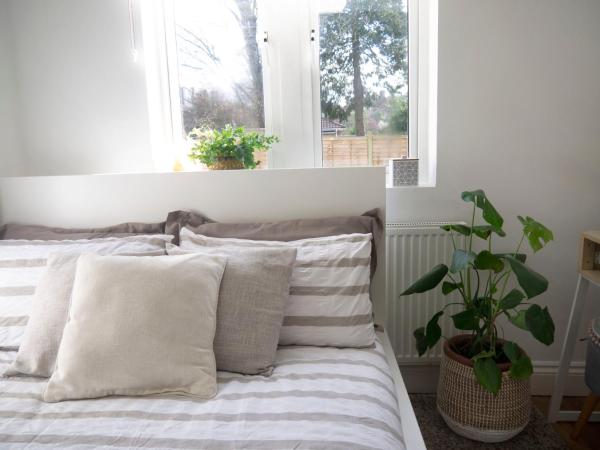 Cosy And Bright Double Room With Ensuite Bathroom - 하예스