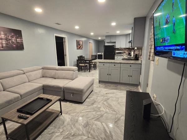 Entire Apartment In Oak Park, Il - Chicago