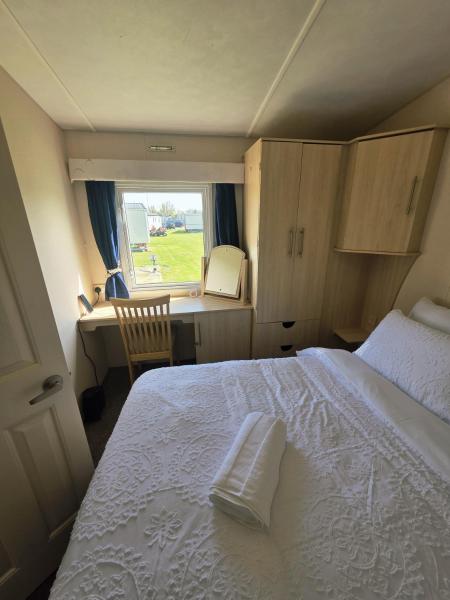 Loulex Deluxe - Brightlingsea