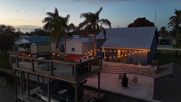 Taylor Creek Isles Cottage | Lake Access + Sundeck - Okeechobee, FL