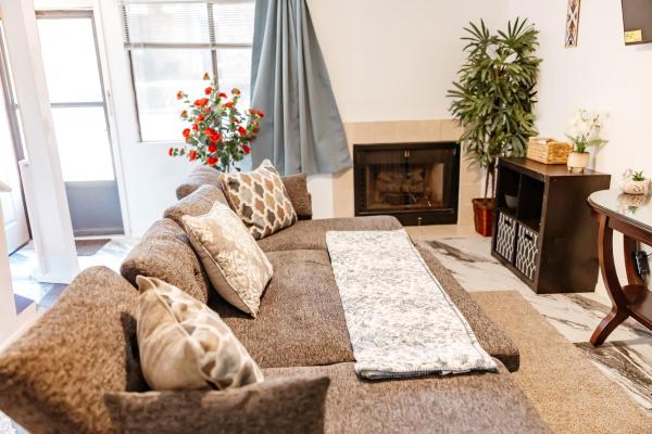 The Huntsville Nest - 2br Near Shsu - Pool - Wifi - Free Parking - Huntsville, TX