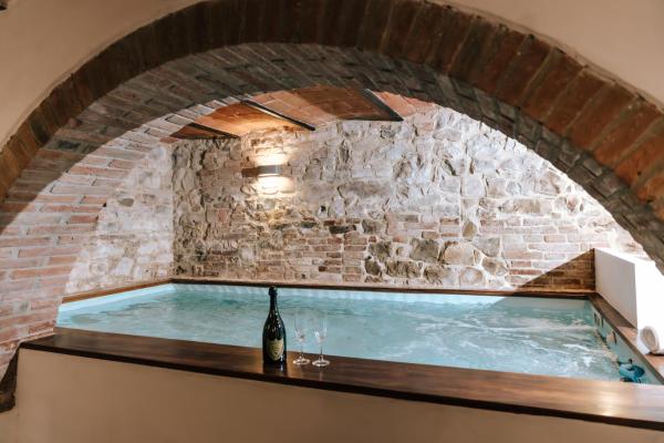 Dimora Del Leone 1900 Relax & Idromassaggio - Umbría