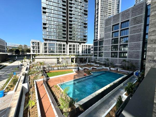 Sop 12 Stylish And Cozy Two-bedroom Apt - Auburn