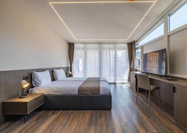 Four Side Hotel - Kosovo