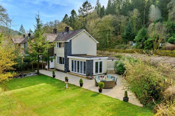 Dyffryn - Betws-y-Coed
