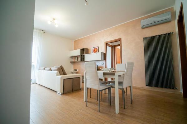 Senna Apartment - Near Ferrari & Maranello - Self Check In H24 - 6 Sleeps - Maranello