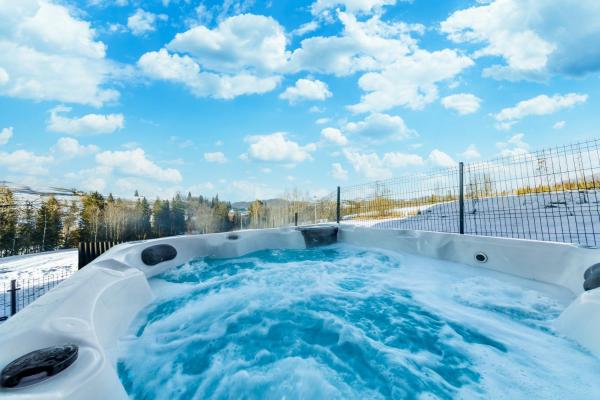 Crystal Pine Luxury Villas With Jacuzzi, Sauna & Spa By Bqqk - Zakopane