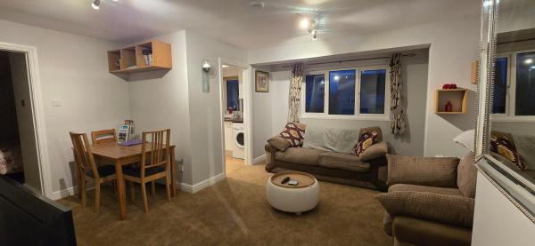 Lovely Cosy Apartment Near Water Parks - Cirencester
