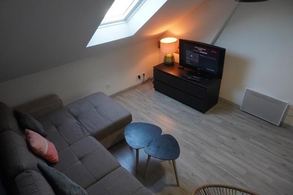 Appartement Familial De Ville Avec 2 Places De Parking Privé Intérieur Gratuit - Saint-Amand-les-Eaux