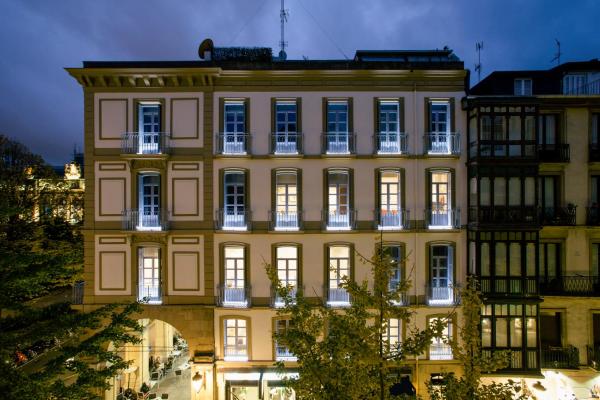 Legazpi Doce Rooms & Suites - Pyrenees