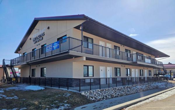 Alberta Beach Inn And Suites - Alberta