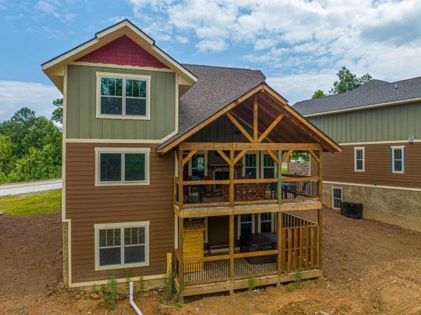 Almost Heaven - Gatlinburg, TN