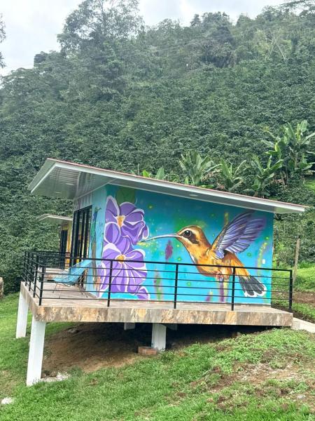 Cabañas Agroturistica La Polkca - Experiencia Cafetera - Caldas, Colombia