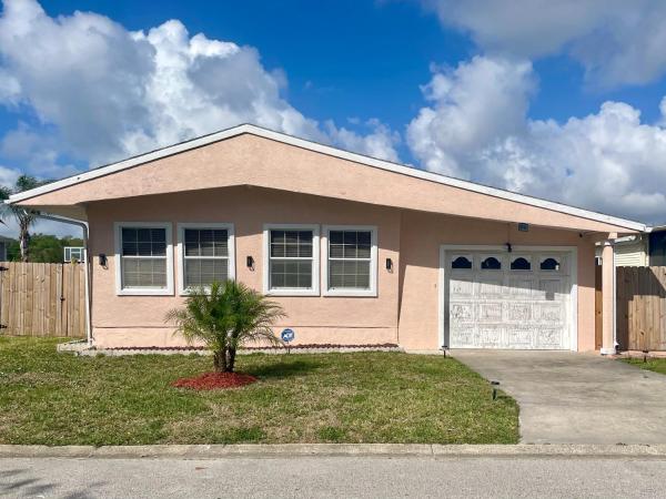 Mia Rose - Daytona Beach, FL