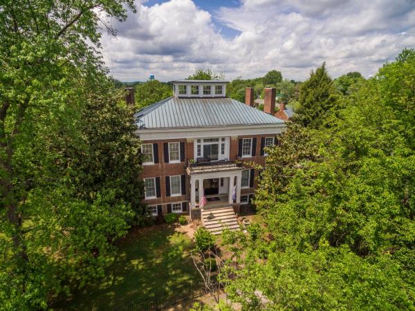 Bourbon Manor Bed & Breakfast Inn - Kentucky