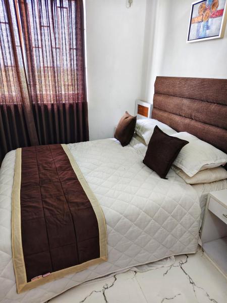 Krishna Mayuram Stay - Guruvayur