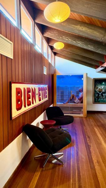 Lake Front, Mid-century House With Sauna 1 - Toukley