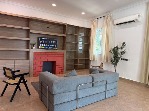 3 Storey Modern Bungalow Villa With Roof Top Near Lean Tower, 2 Mins To Town - Teluk Intan