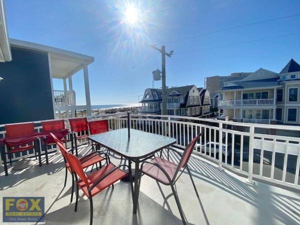 2nd Street Oceanview 4 Bedroom Duplex With Parking - Ocean City, NJ