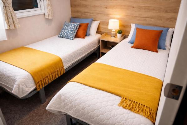 M&b Holiday Home And Caravan - Mersea Island