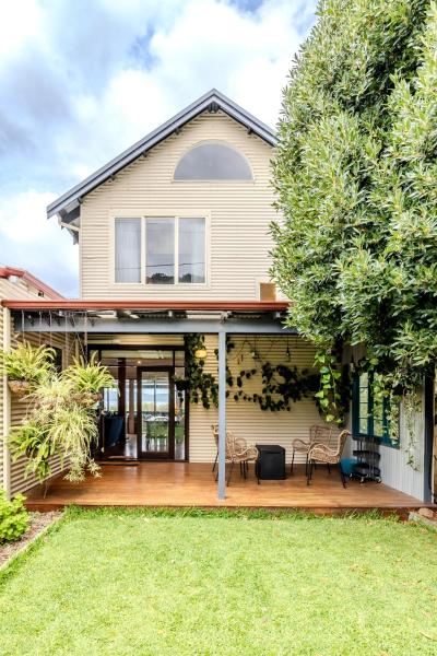 Harbour Breeze By The Bnb Collection - Albany