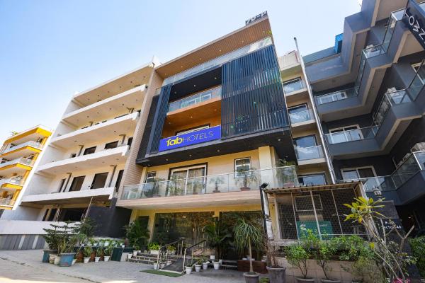 Fabhotel Sai Village Sector 46 - Gurugram