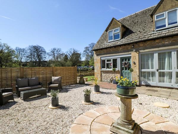 Paddock View - Moreton-in-Marsh
