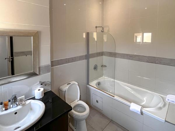 Golden Crystal Hotel - Botswana