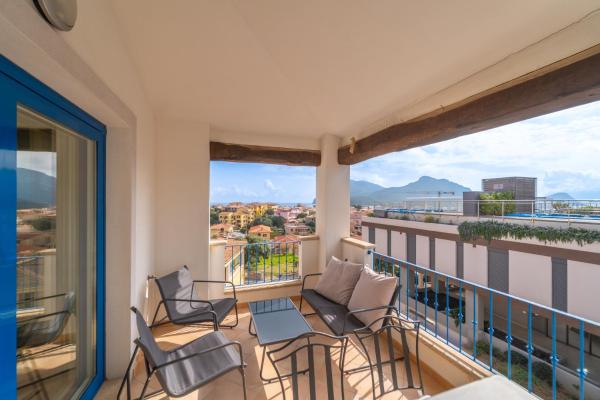 Seaside Terrace By Domusaway - Golfo Aranci