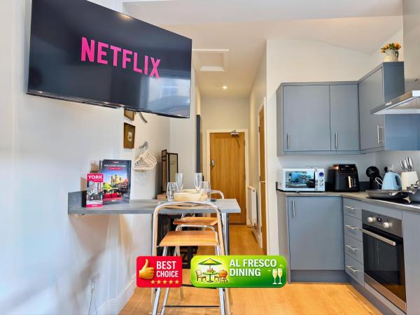 Brand New Studio Apartment York City Centre Near Train Station - York Minster With Terrace - York