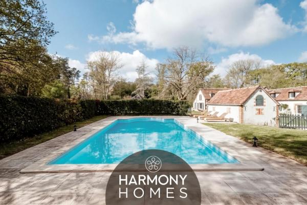 Harmony Homes Montereau - Piscine Spa & Tennis - Loiret