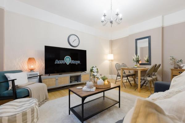 Kensington Bloom - Hampton