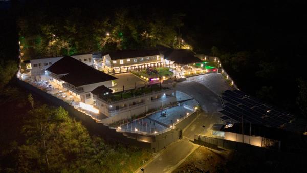 Hillside Hotel - Sierra Leone