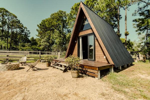 Chale Pet Friendly Com Ar E Fogueira Em Laguna - Laguna