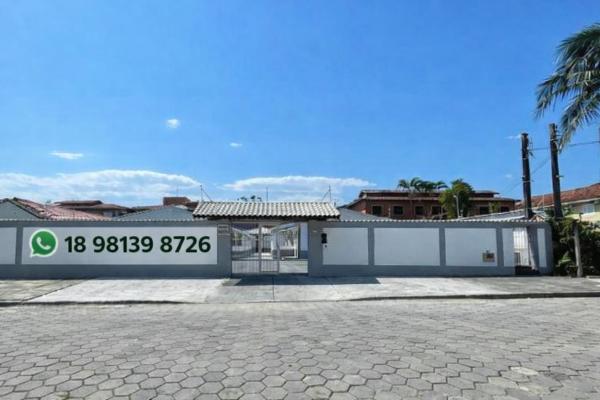 Casa De Praia Martim De Sá-700 Metros - Com 05 Camas -Sendo Uma De Casal -02 Vagas De Garagem E Entrada Individual- Roupa De Cama -Ventiladores - Caraguatatuba