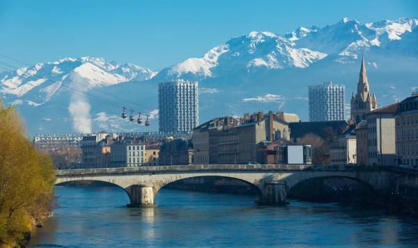 Appart 4 Chambres, Balcon Et Ascenseur - Grenoble