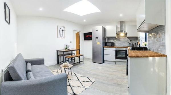 Charming 1 Bedroom Hidden Gem Near Wembley With Free Parking And Great Transport Links - Notting Hill