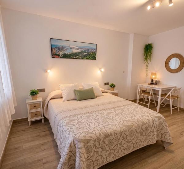 Habitación Independiente Cerca Del Mar - Málaga